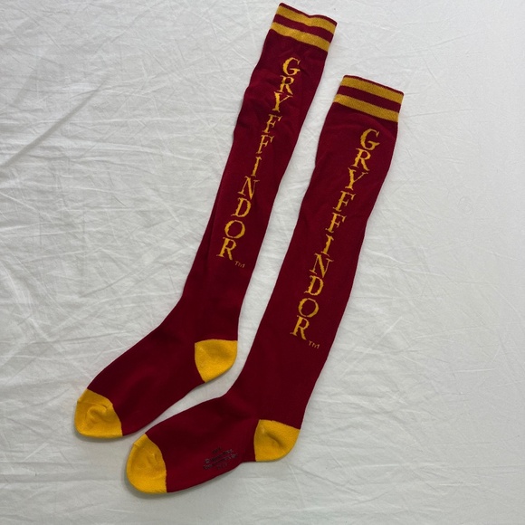 Warner Bros. | Accessories | Harry Potter Gryffindor Socks Universal ...